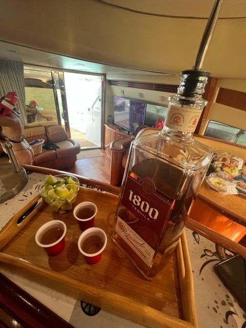 Miami Yacht Rental with Jetski, paddleboards, Inflatables - FAQ