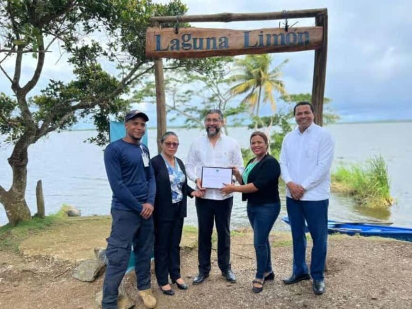 Miches: Private Kayak Excursion Through El Limón Lagoon - Key Points