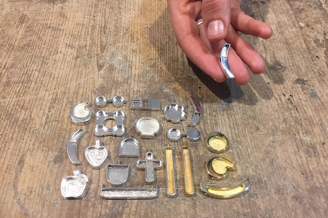 Micromosaic Jewelry Workshop in Rome, Italy - Discovering the Monti Neighborhood