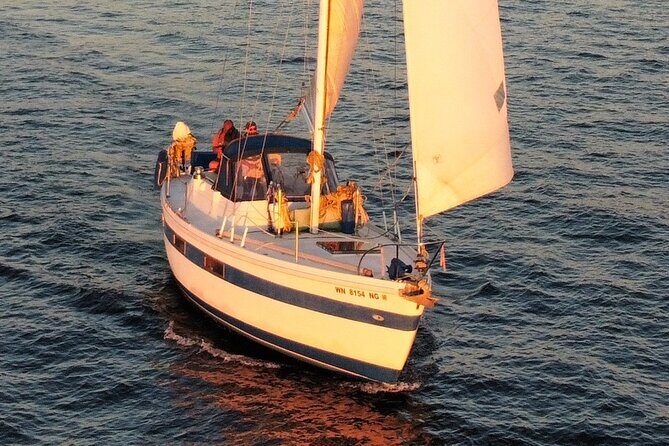 Mid-Day & Sunset Sailing on Seattle's Majestic Puget Sound - Key Points