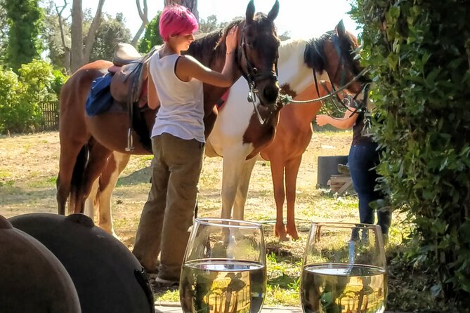 Middle day out of Rome on Horseback with meals included - The Sum Up