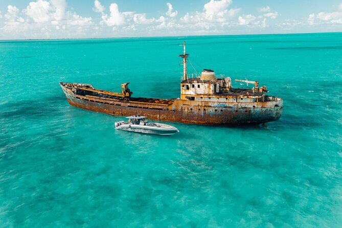 Midnight Sun Charters - 43ft Midnight Express - Authentic Touches and Reviews