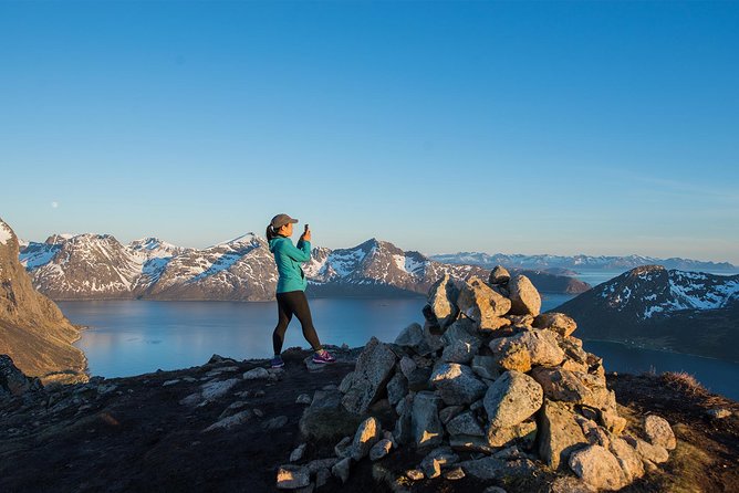 Midnight Sun Hiking Tour From Tromso - Key Points