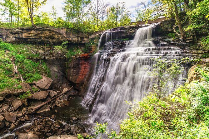 Midwest National Parks  Self-Guided Audio Tour Bundle - Day 3: Missouri’s Gateway Arch and St. Louis Sights