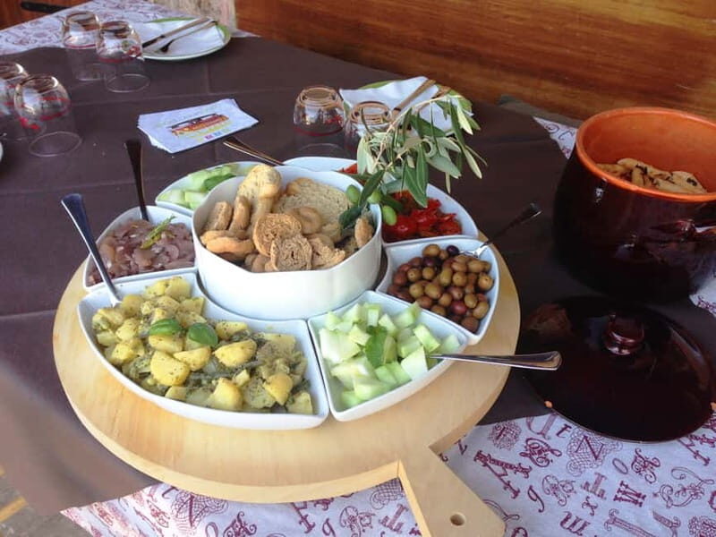 Miggiano: Olive Oil Mill Walking Tour with Tastings - A Closer Look at the Experience