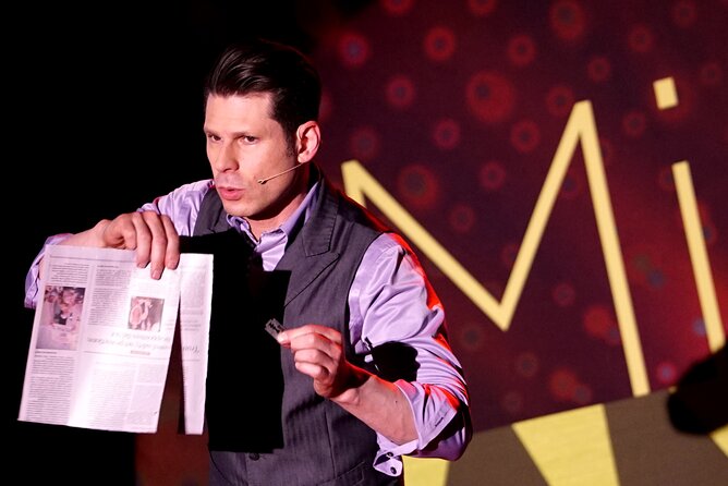 Mike Hammer Comedy Magic Show at the Four Queens Hotel - What We Loved