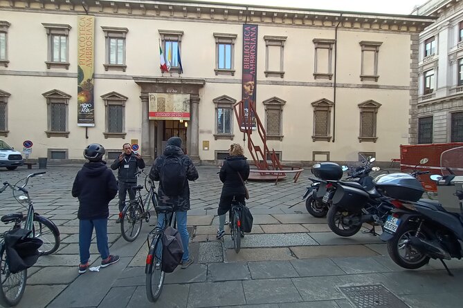 Milan: Bicycle Tour Live Tourist Guide 3 Hours and Half - Key Sights: Santa Maria Delle Grazie and Duomo