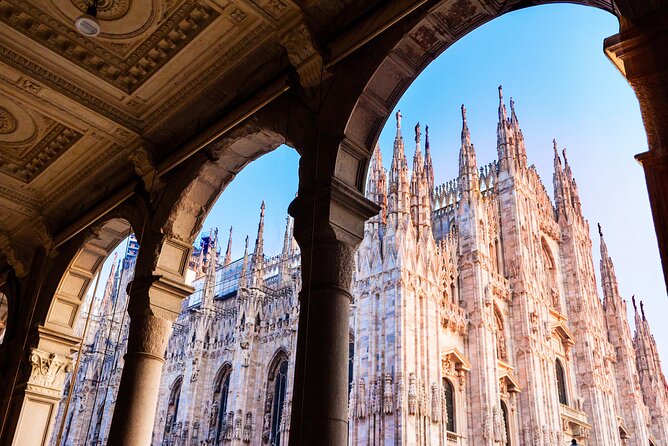 Milan Cultural Treasures: Duomo, La Scala and Sforza Castle Tour - Experiencing the Tour Through Traveler Reviews