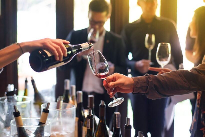 Milan: Duomo with Rooftop Private Tour, Food, & Wine Tasting - Who Will Enjoy This Experience?