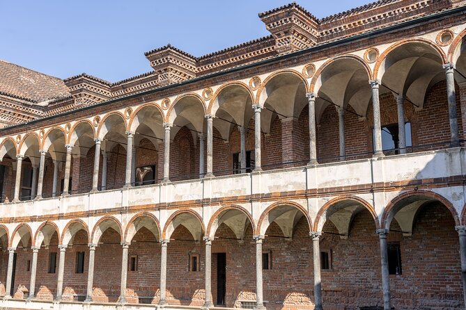 Milan: Highlights and Secret Treasures Walking Tour - Admiring Santa Maria Presso San Satiro
