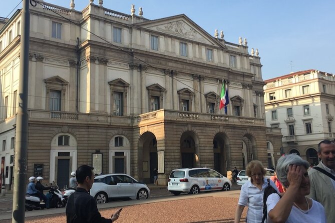 Milan Highlights: Guided Duomo, Last Supper & City Centre Tour - Exploring the Duomo Cathedral