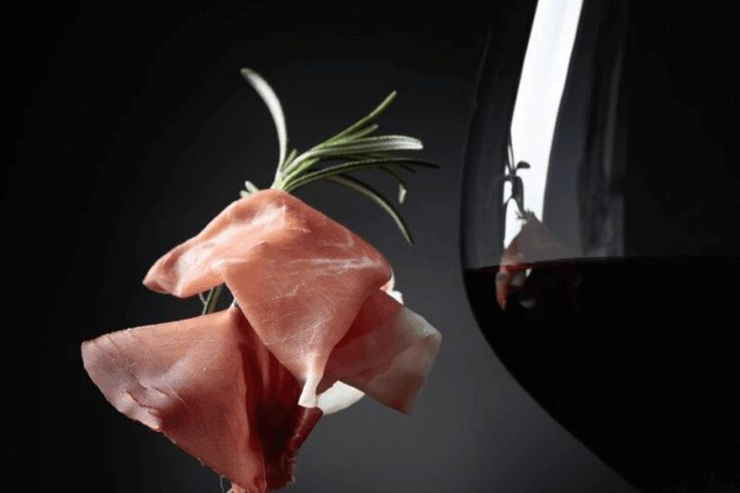 Milan: Italian Red Wine Tasting with Local Host in Terrace - Analyzing the Value