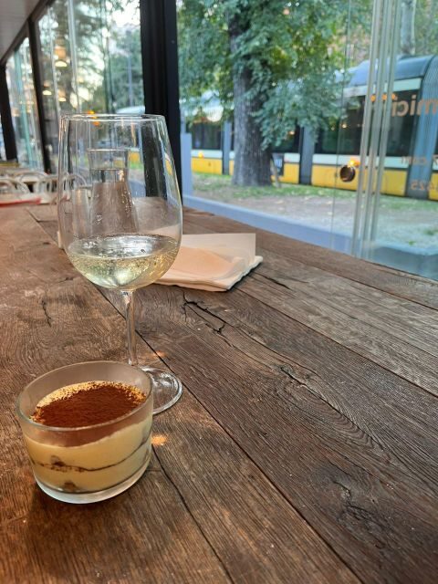 Milan: Pizza and Tiramisu Cooking Class with Wine Tasting - Key Points