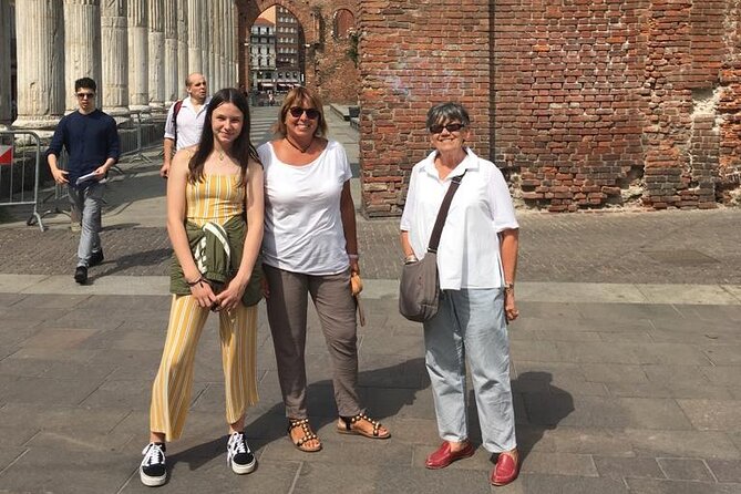 Milan : Private Custom Walking Tour With a Guide (Private Tour) - Navigating the Walking Tour
