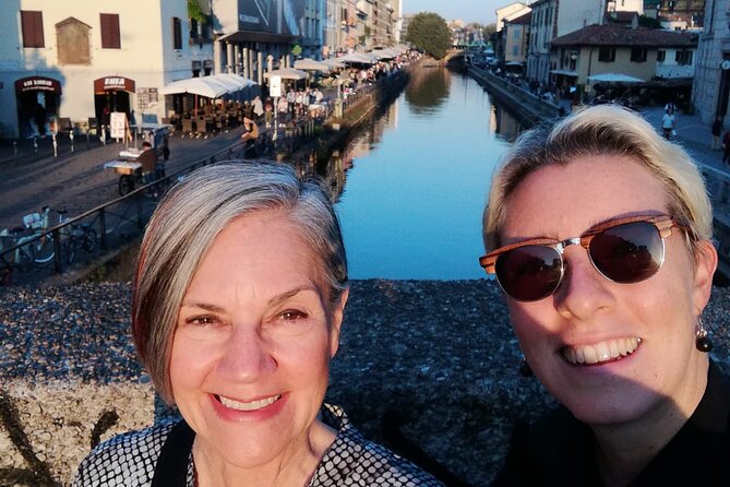 Milan Private Tour: Highlights & Hidden Gems With a Local - Knowledgeable and Personalized Guiding