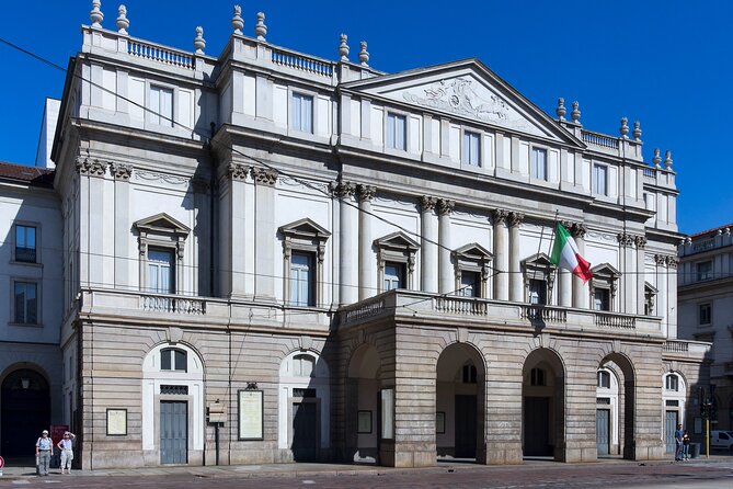 Milan: Private walking tour & Aperitif - FAQs