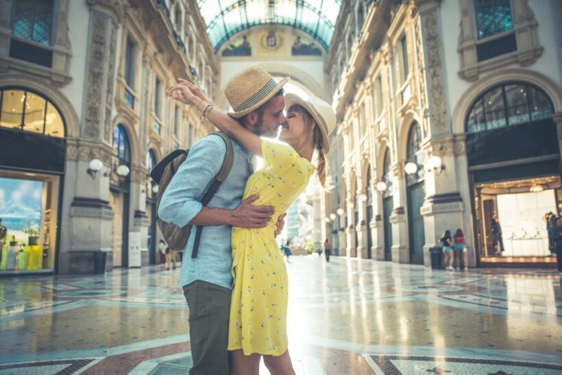 Milan: Romantic photoshoot for Couples - What Makes This Photoshoot Stand Out?