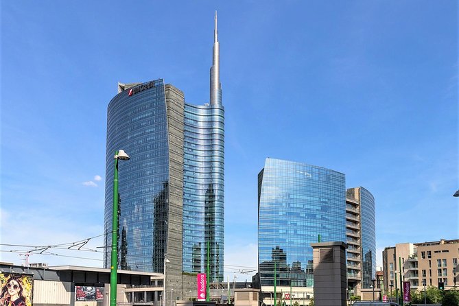 Milan Skyscrapers Guided Tour: Porta Nuova, Unicredit tower & Vertical Forest - FAQ