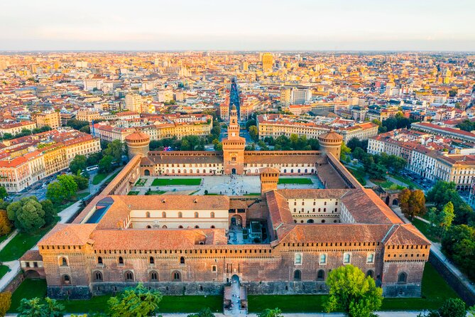Milan Small Group: Duomo & Rooftop, Sforza Castle, Gelato Tasting - Meet Your Guide and Group in Style