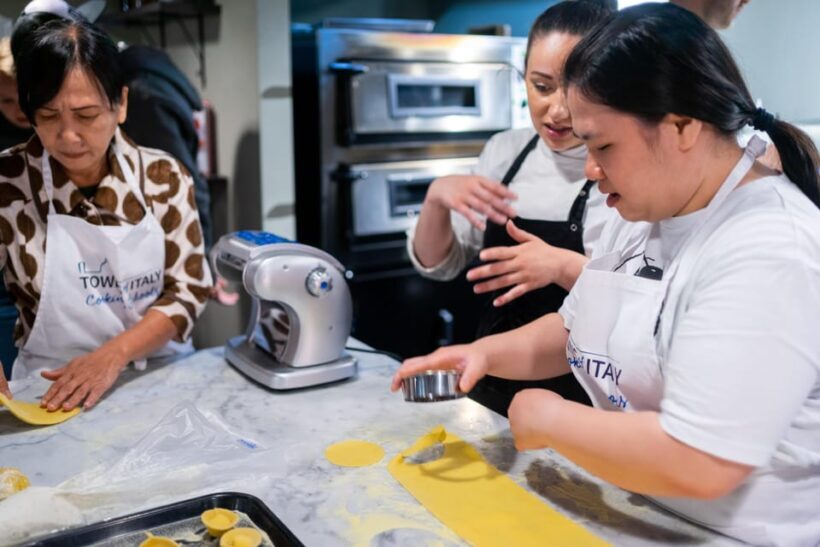 Milan: Small-group Pasta & Gelato Class with Unlimited Wine - FAQ