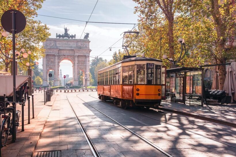 Milano: Highlights Private Tour, Duomo, Castle & Gelato - A Closer Look at the Milan Highlights Private Tour