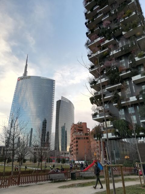 Milan's Scenic Contemporary Views & Secret Gems Tour - Key Points
