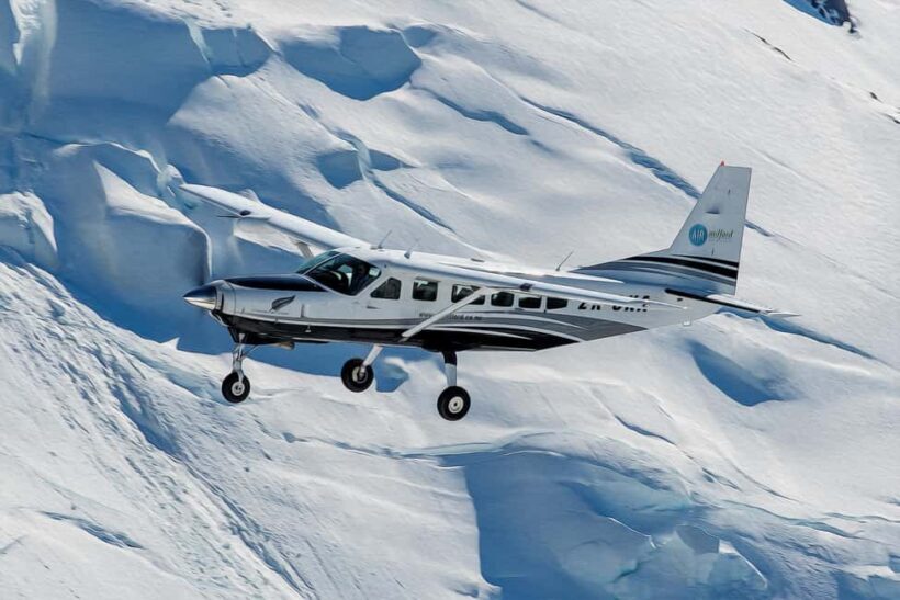 Milford Sound & Big 5 Glaciers Scenic Flight from Queenstown - Key Points