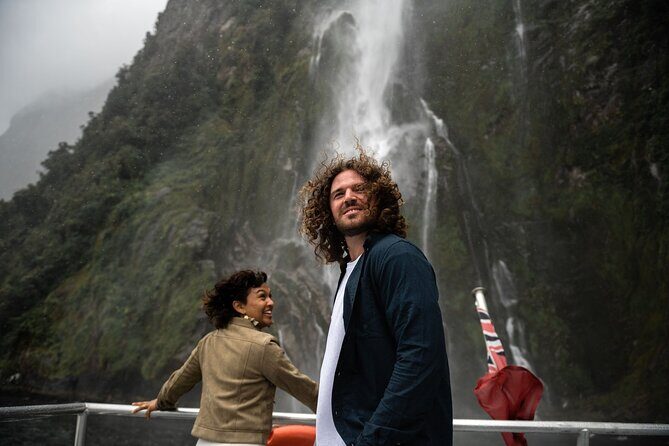 Milford Sound Cruise from Queenstown or Te Anau - An In-Depth Look at the Milford Sound Experience