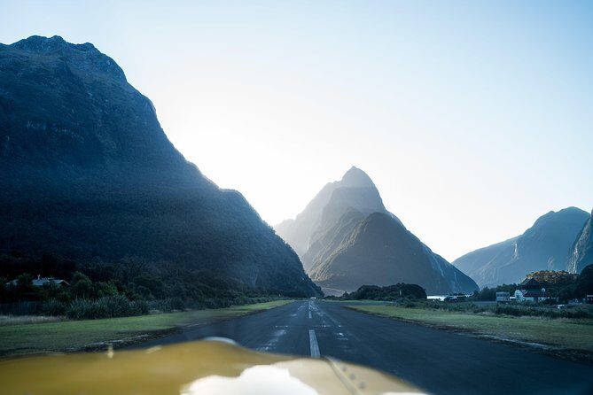Milford Sound Glacier Flight & Cruise from Wanaka - An Introduction to the Milford Sound Experience