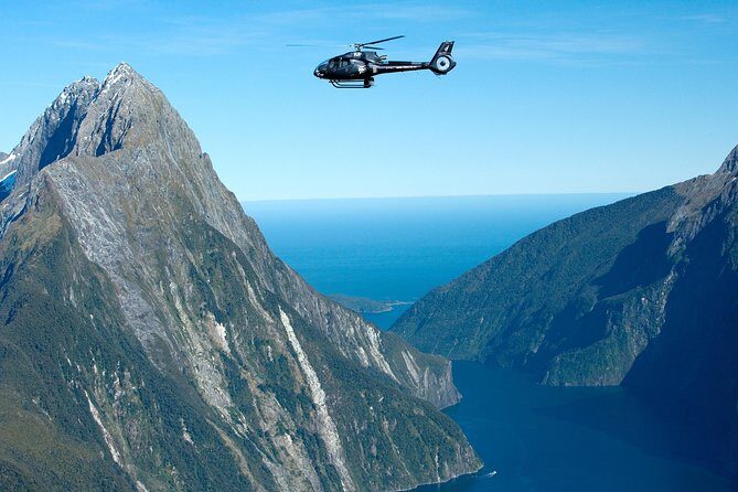 Milford Sound Helicopter Flight and Cruise from Queenstown - The Itinerary in Detail