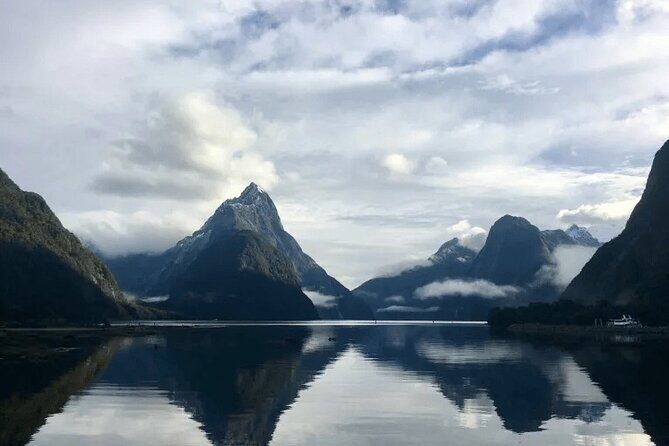 Milford Sound Tour from Queenstown with Scenic Cruise - Key Points