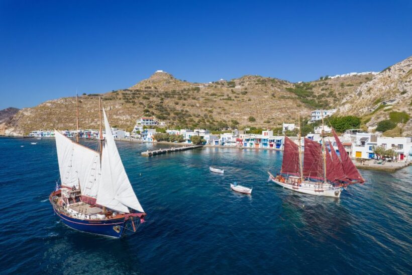Milos: Full Day Cruise Via Traditional Boat - Key Points