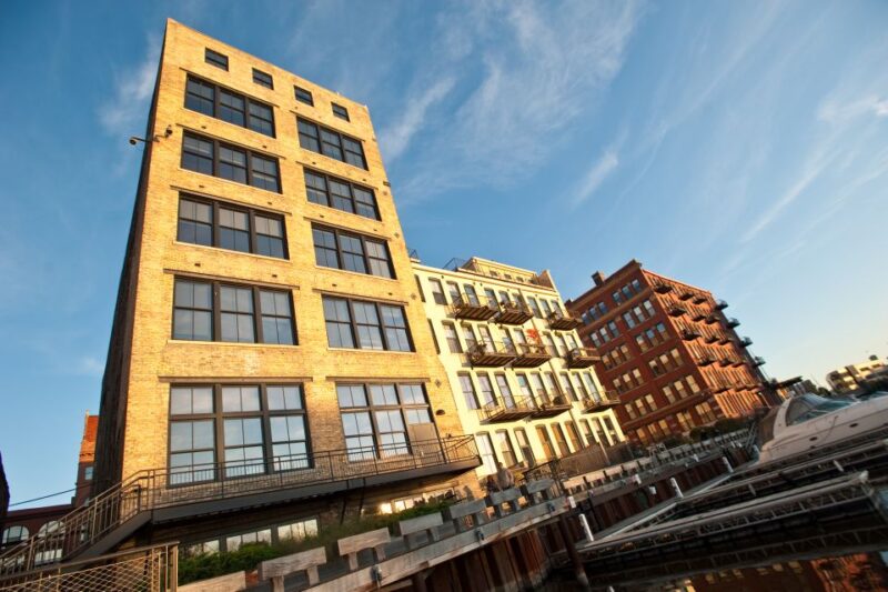 Milwaukee: Around the Ward in 90 Minutes - Why the Tour Offers Great Value