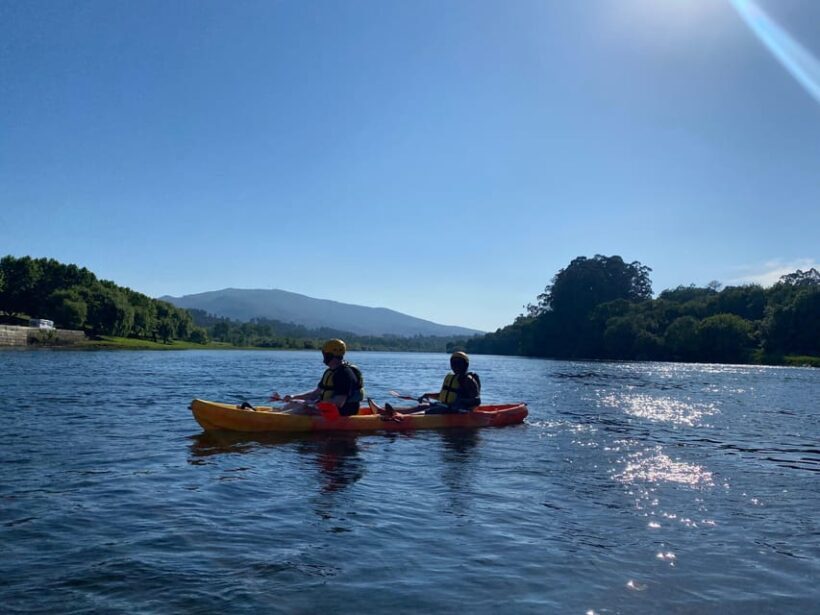 Minho: Kayak Tour with Professional Guide - The Value of This Tour