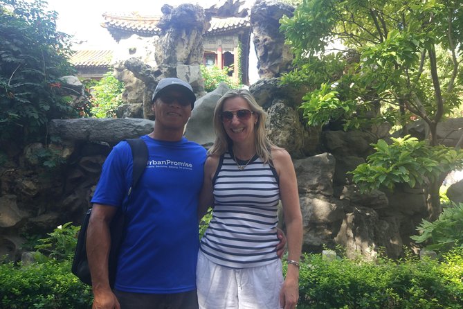 Mini Group Discovery Forbidden City Tour with Hotel Pickup option - FAQs