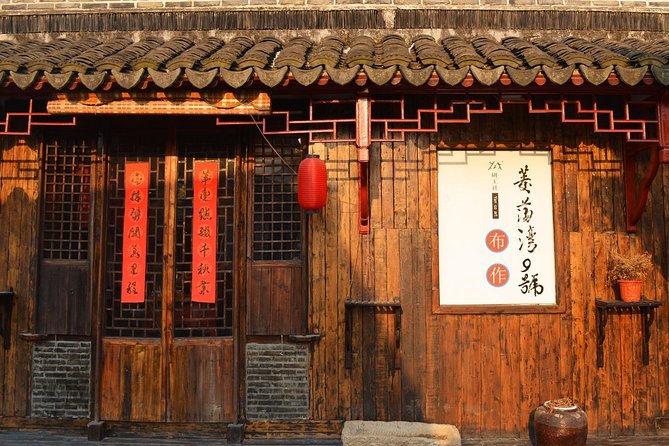Mini Group: One-Day Zhouzhuang and Jinxi Water Town Tour - The Value of the Tour
