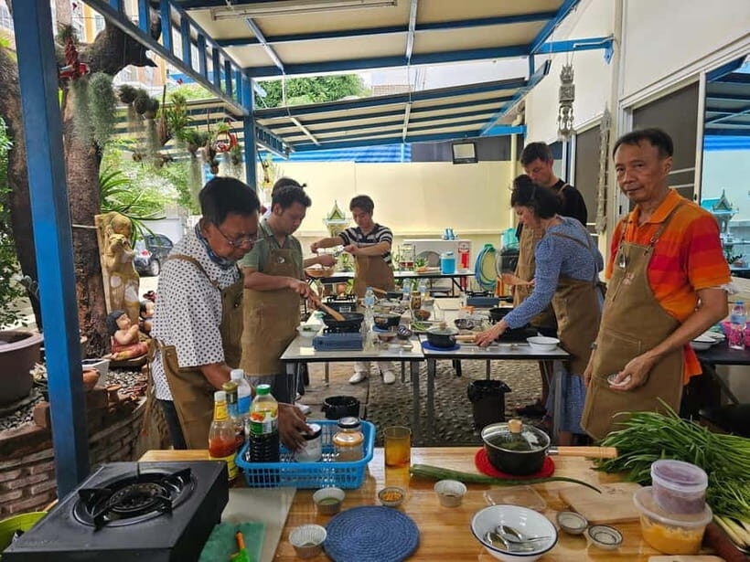 Mini Group: Uncle and Aunty Cooking House Afternoon Class - The Experience in Practice