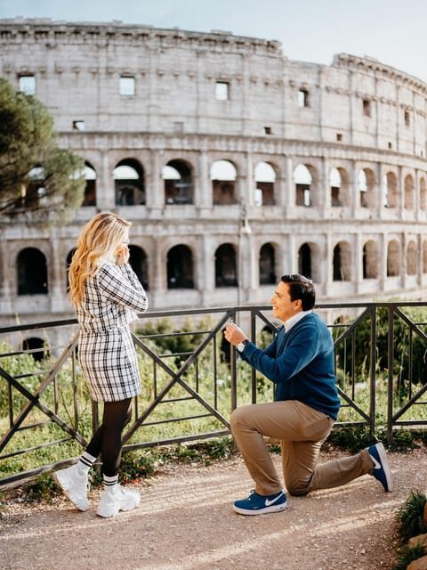 Mini Photo-session at Colosseum with Photographer - Key Points