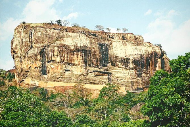 Mini Sri Lanka tour 4 nights 5 days for couple price - An Overview of the Experience