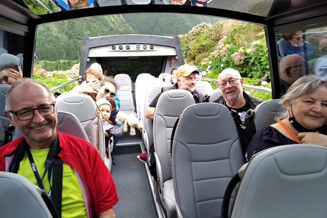 Minibus Laketour Furnas Full Day (Shared) - Who Should Consider This Tour?