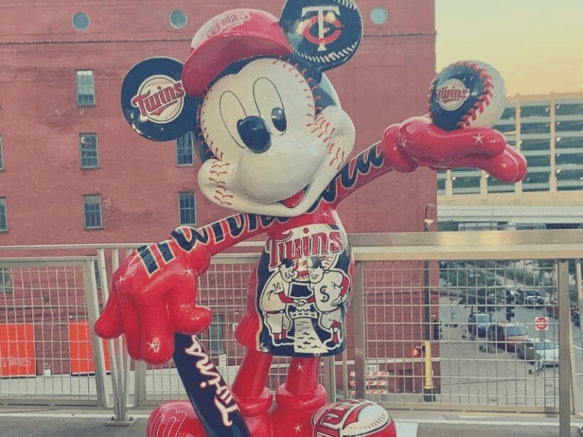 Minnesota Twins Baseball Game at Target Field - The Game and the Atmosphere