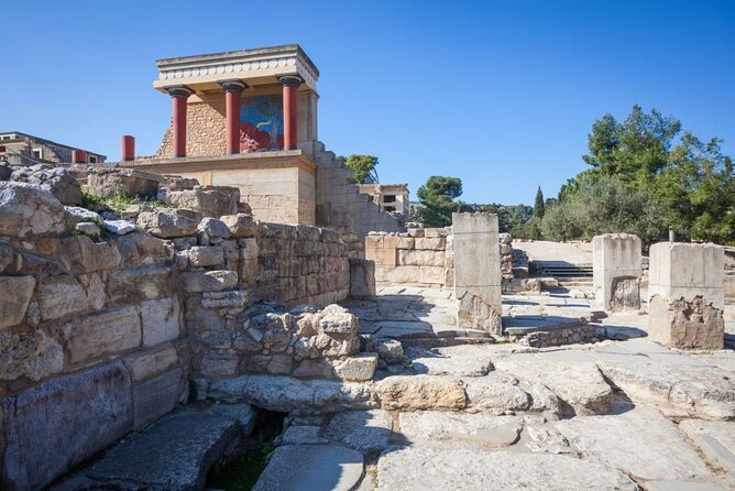 Minoan Crete: Knossos Palace, Winery Visit and Lunch at Archanes - Winery Visit and Tasting