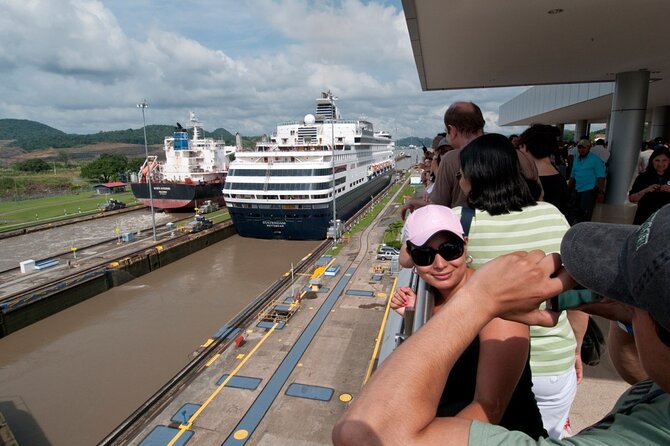 Miraflores Canal Locks and Casco Viejo Highlights Walking Tour - Positive Guest Experiences