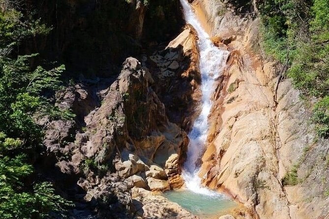 Miravalles Volcano Walkable Live Crater Tour - Accessibility and Physical Requirements