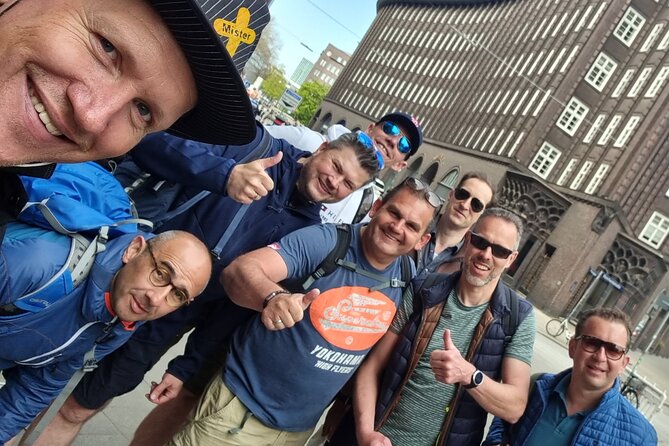 Mister X Hamburg 2h City Tour, Hunting & Games for All Ages - Meeting Information