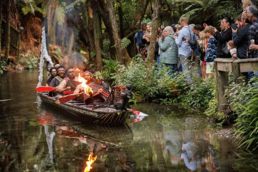 MITAI MAORI VILLAGE Night XP & Polynesian Spa from Auckland - Exploring Rotorua with ENZOY Tours: An Authentic Day of Nature and Māori Culture