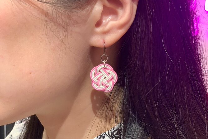 Mizuhiki Accessories Crafting in Asakusa Tokyo - Host Engagement and Responsiveness