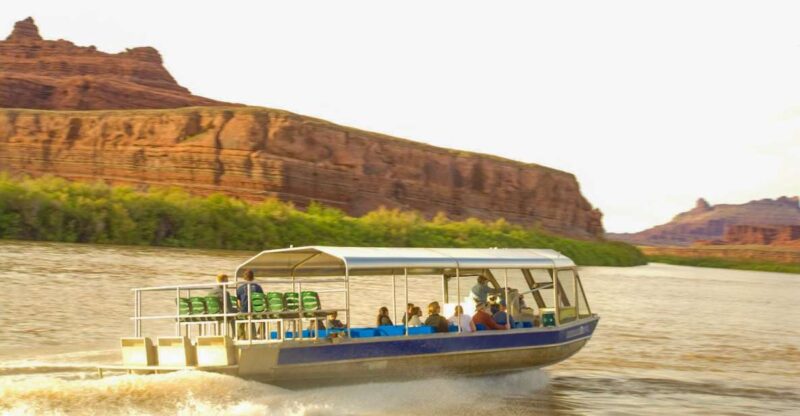 Moab: 1-Hour Express Jet Boat Tour on Colorado River - The Experience of the Guides and Views