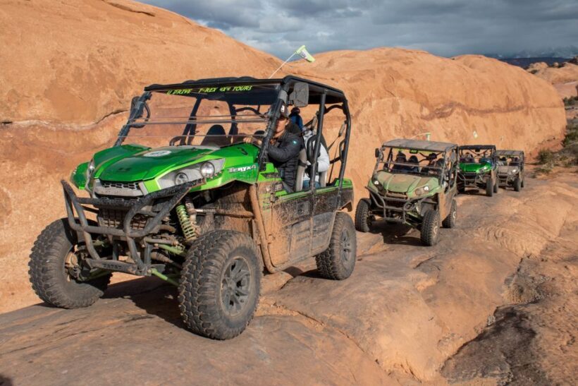 Moab: Hell's Revenge 4WD Off-Road Tour by Kawasaki UTV - Guide and Safety