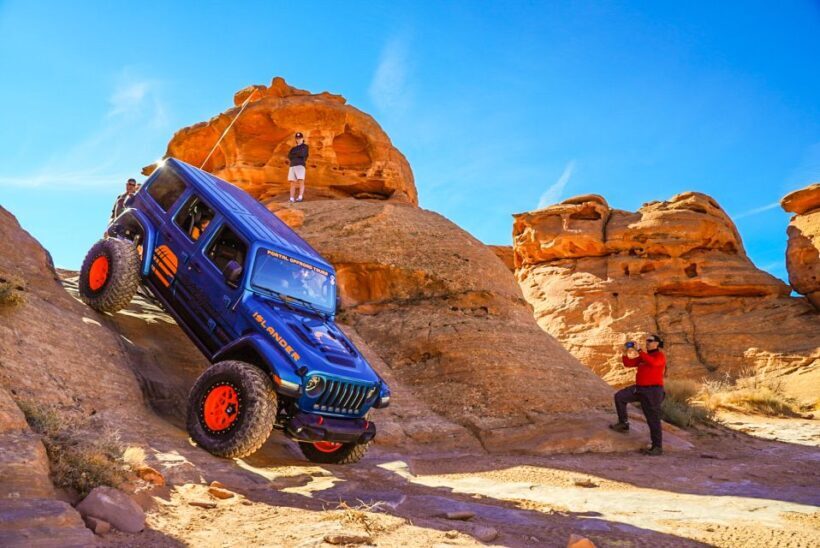 Moab: Off-Road Hell's Revenge Trail Private Jeep Tour - Who Will Enjoy This Tour Most?